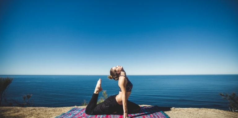 6 Tips to Help You Practice Beach Yoga | Diana Kelly Levey